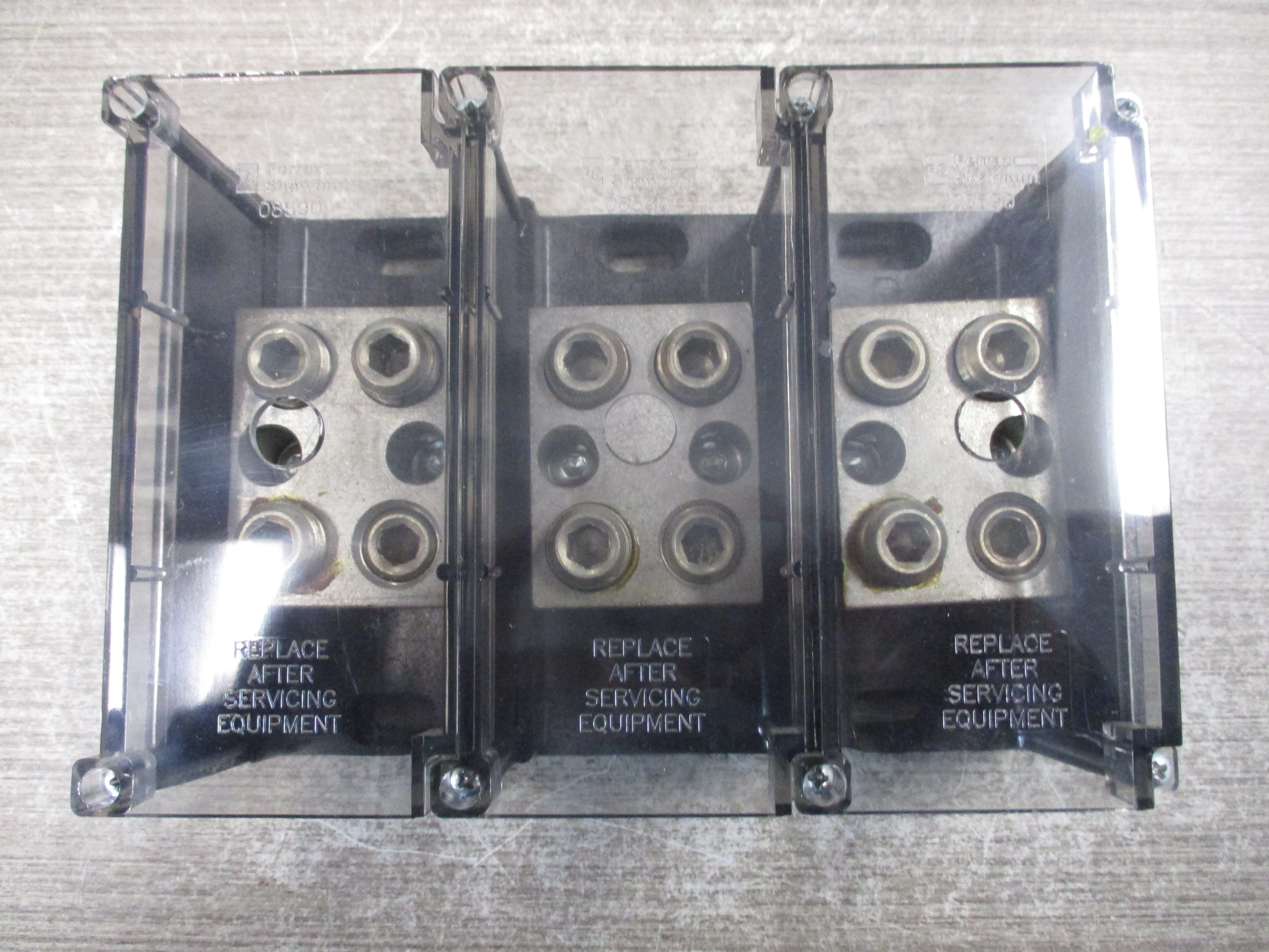 Ferraz Shawmut Power Distribution Block 69123 600A 600V 3P Line: 350-#