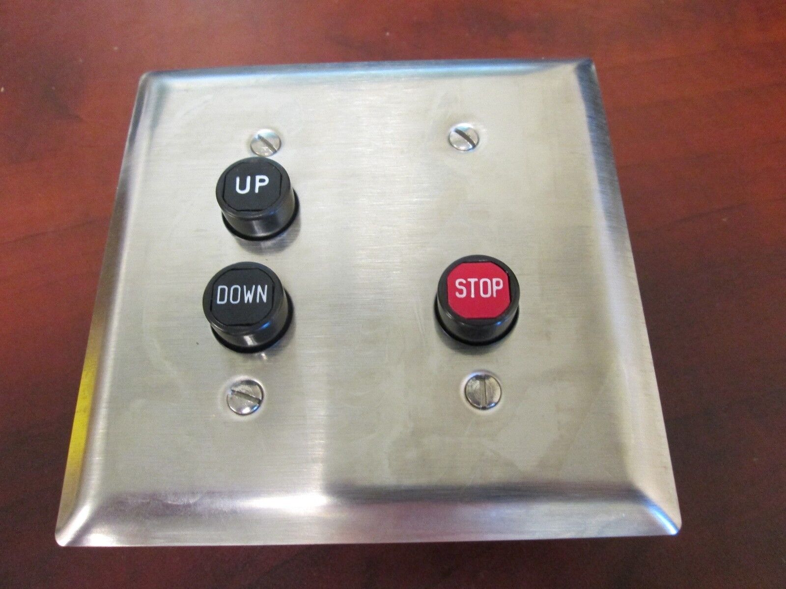 Square D Control Station 9001BF305 600V 5A New Surplus