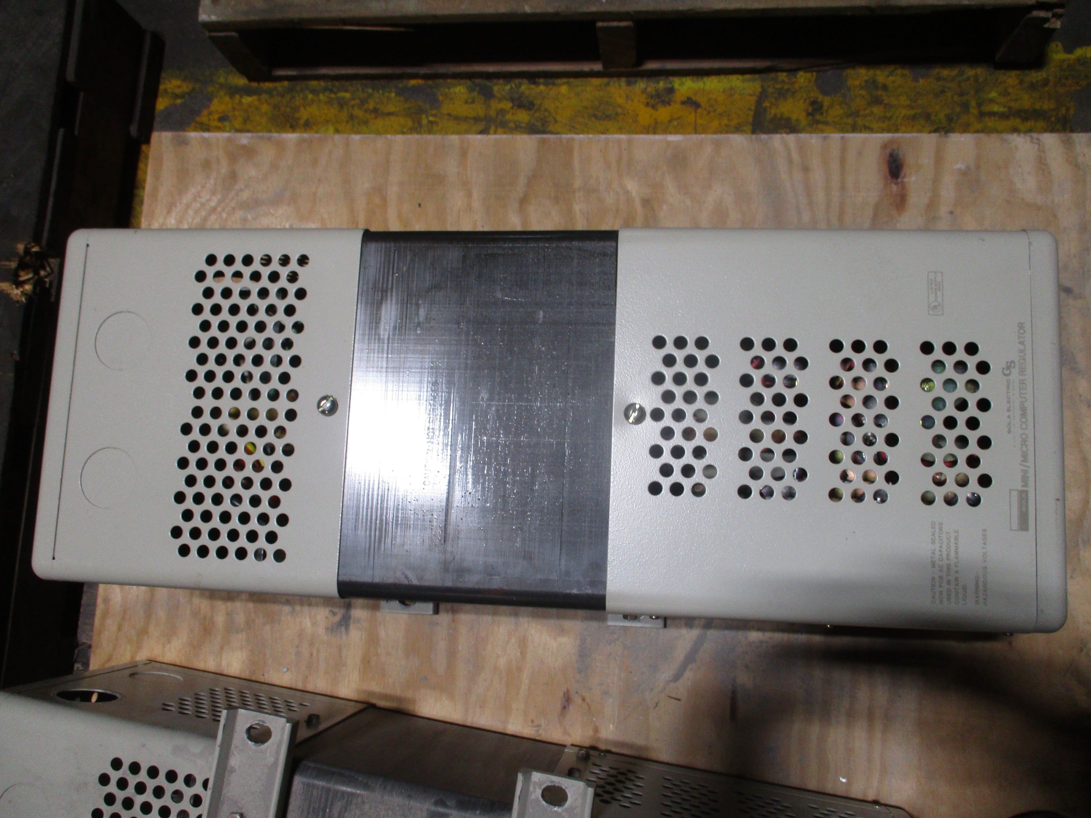 Sola Mini/Micro Computer Regulator 63-23-250-8 5000VA Used