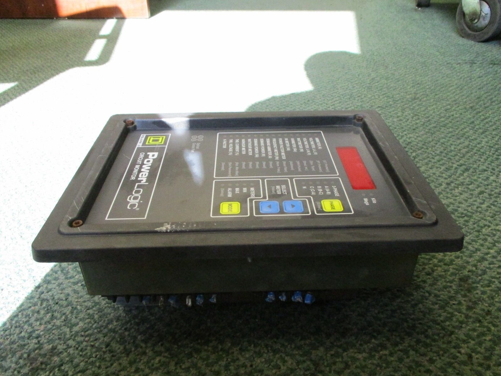 Square D Power Logic Circuit Monitor 3020 CM-2050 w/ 3020 IOM-4444-20