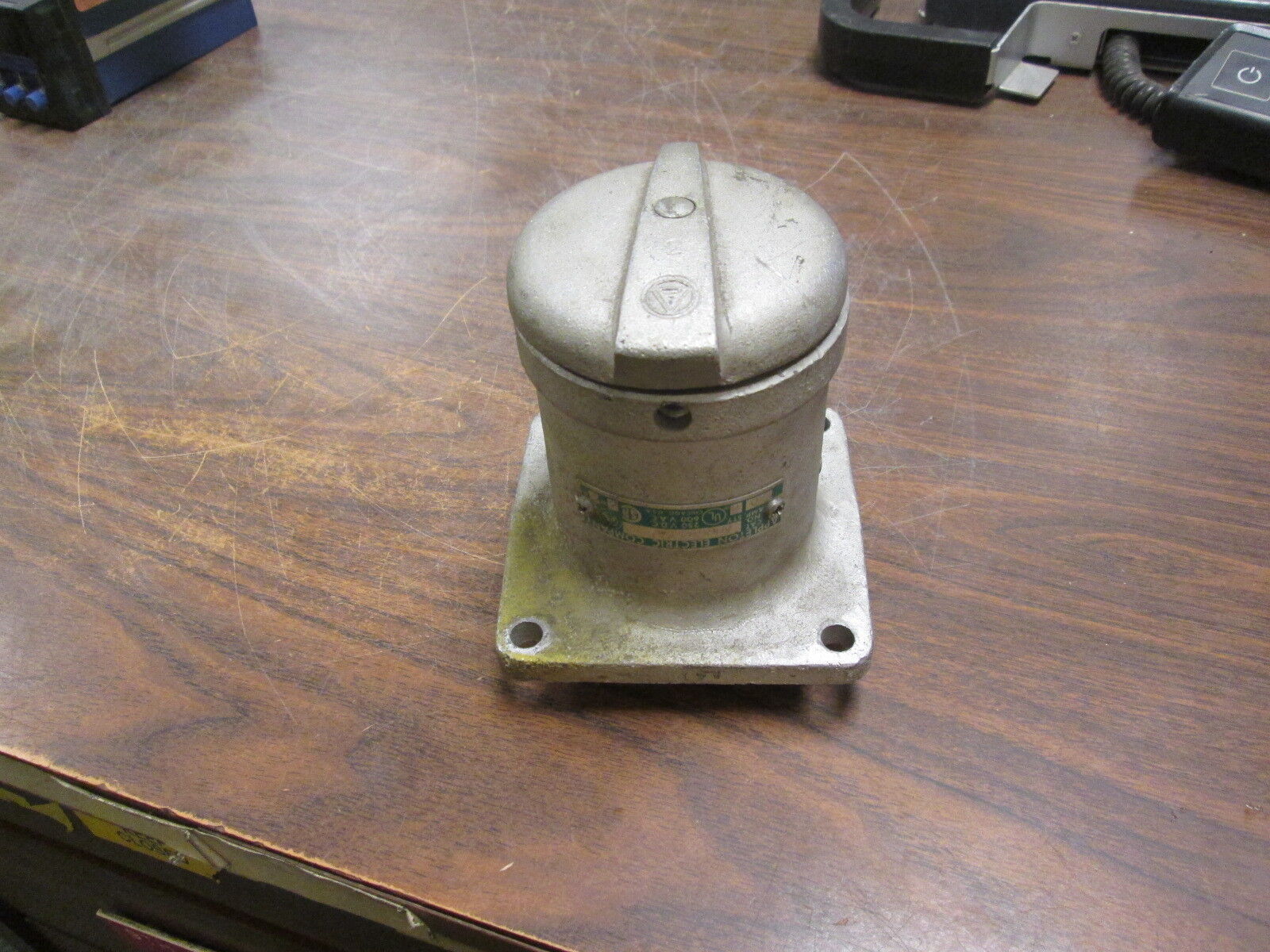 Appleton Receptacle ADR6044 60A 600V 4W 4P Used