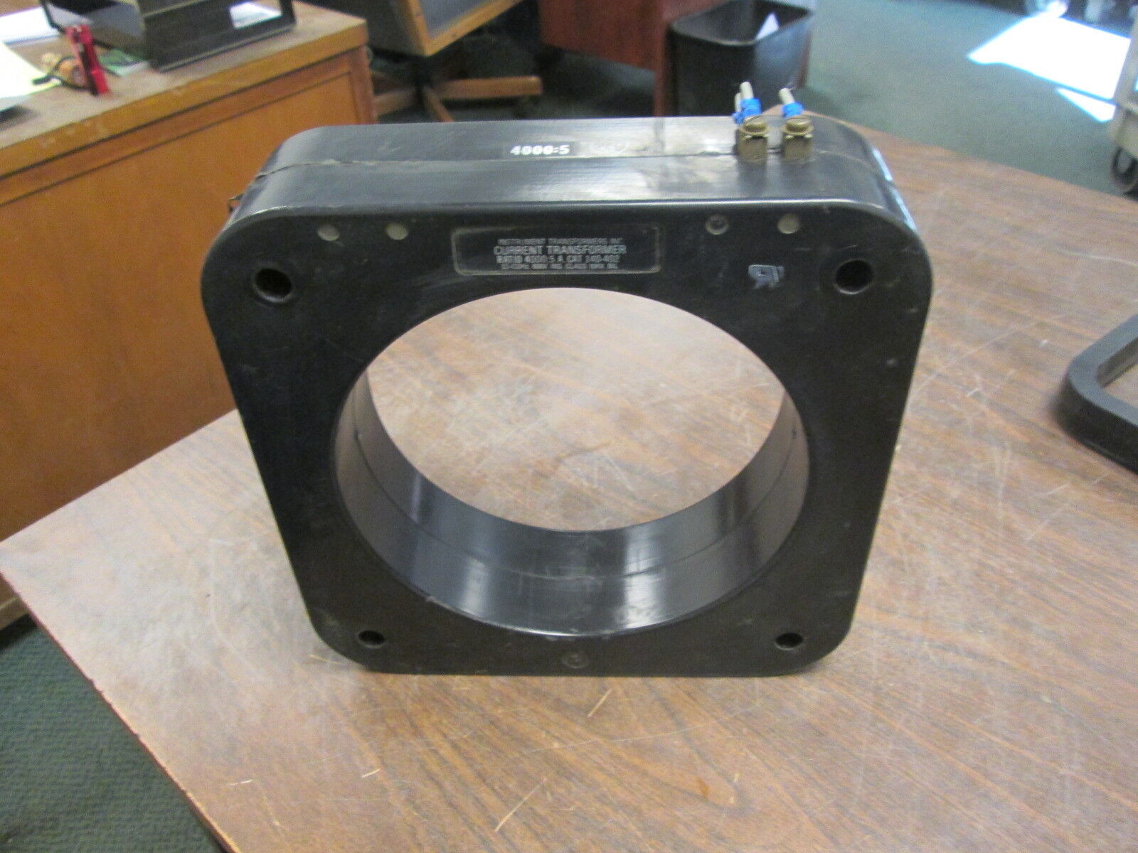 Instrument Transformers Current Transformer 140-402 Ratio 4000:5A 10KV