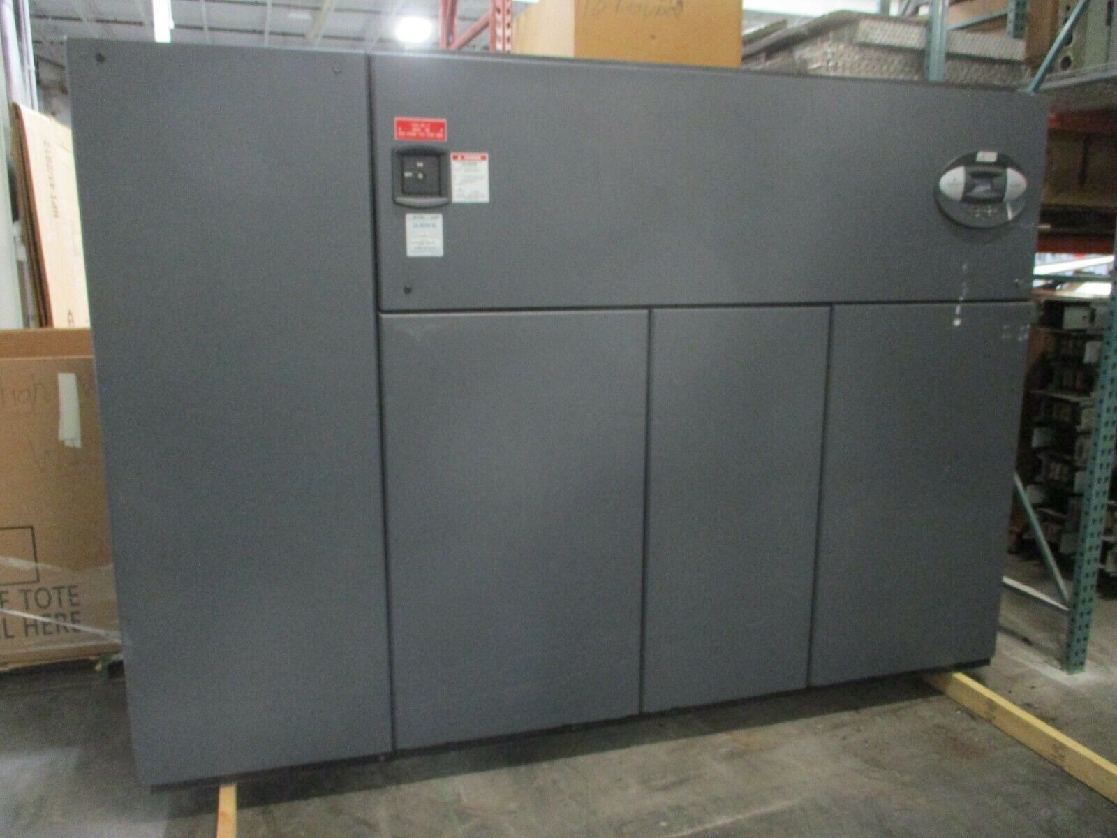 Liebert DS Crac Unit DS070AMA0E1371A 20-Ton 70KW Air Cooled 460V 3Ph M