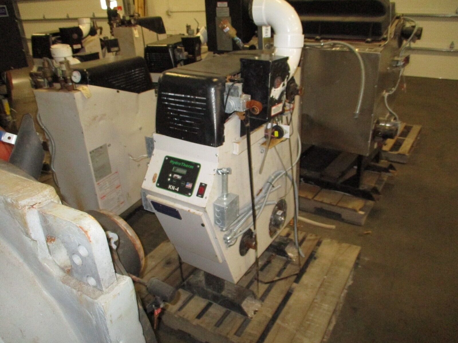 Hydrotherm Low Pressure Cast Iron Boiler KN-4 400,000 BTU Natural Gas