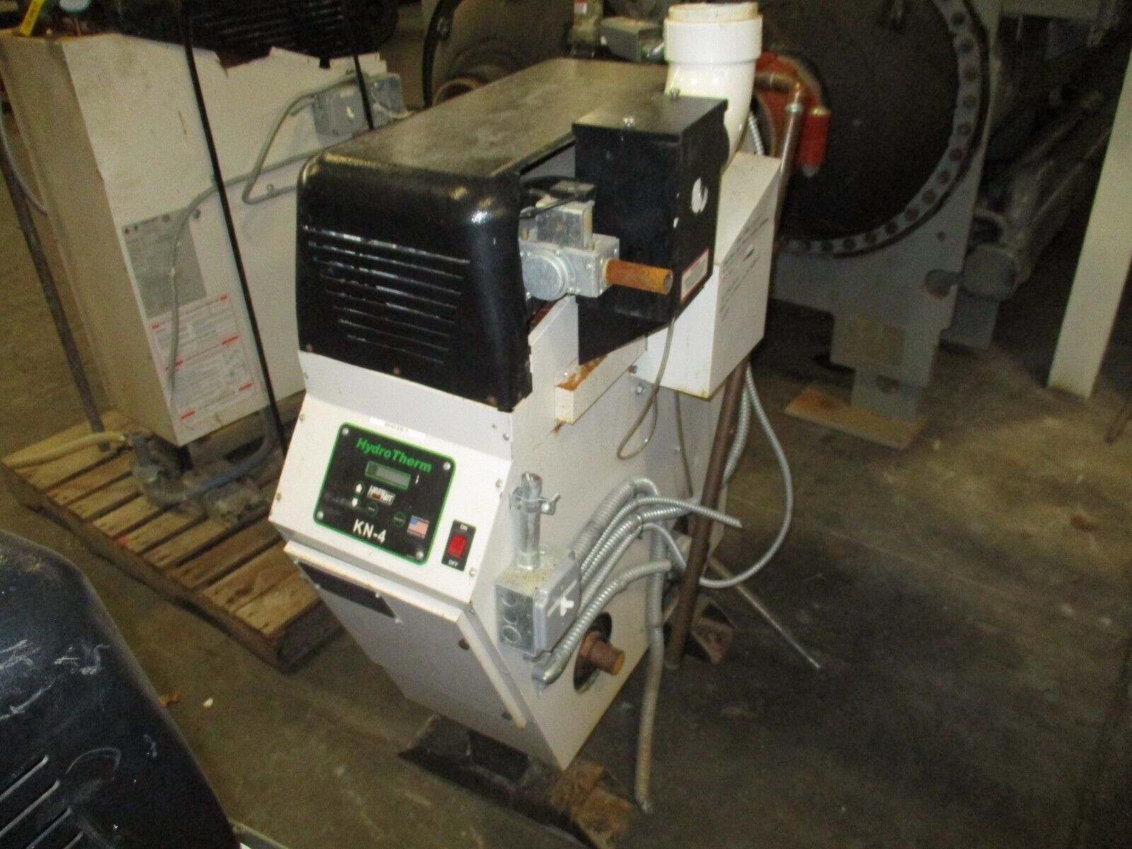 Hydrotherm Low Pressure Cast Iron Boiler KN-4 400,000 BTU Natural Gas