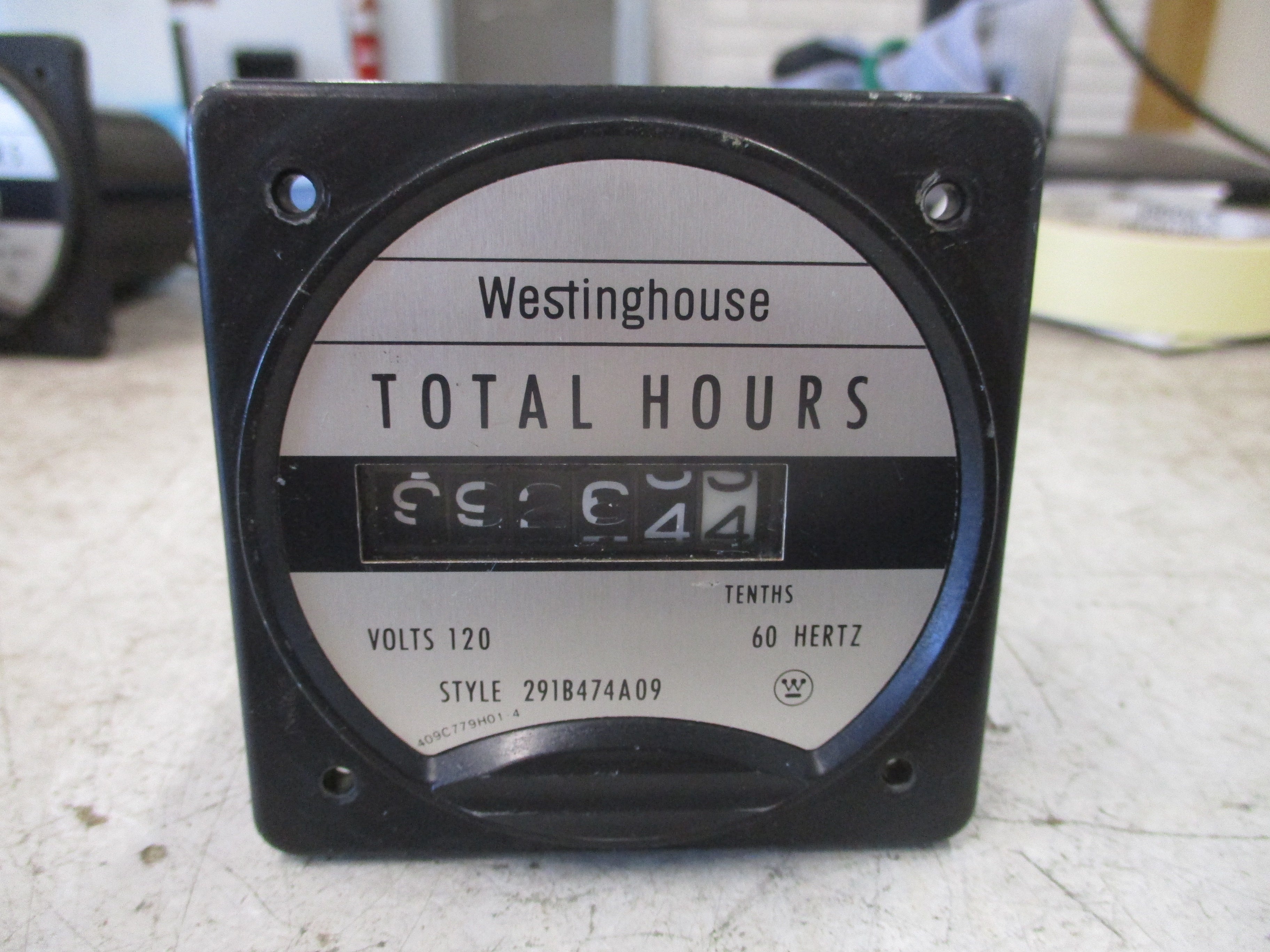 Westinghouse Hour Meter 291B474A09 120V 60Hz Used